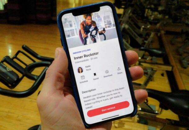 Top 8 AI-based personal trainers - The future of fitness - RoboticsBiz