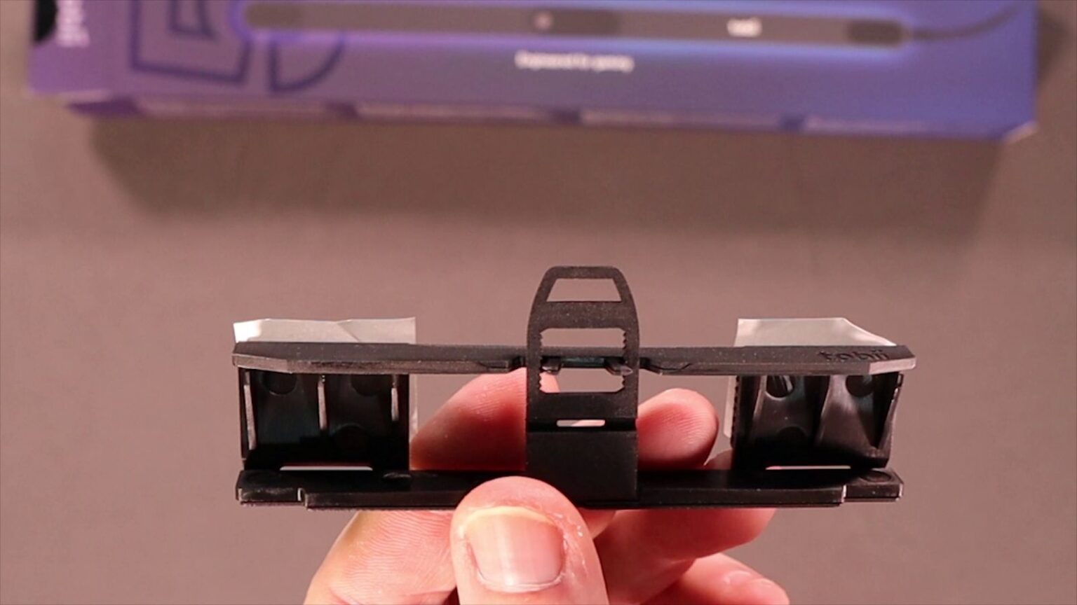 Best head and eye trackers for PC gaming - RoboticsBiz